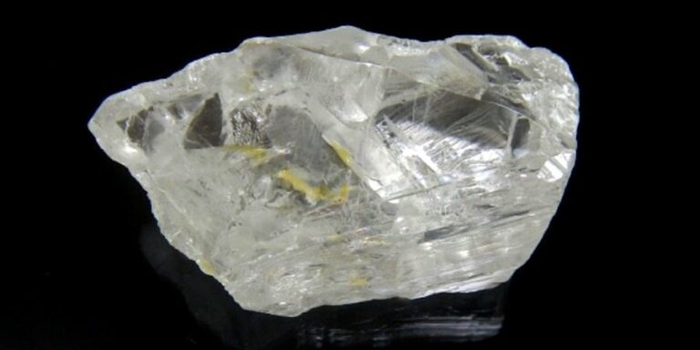 Lulo Mine Unearths Impressive 208-Carat Diamond, Marking its Third ...