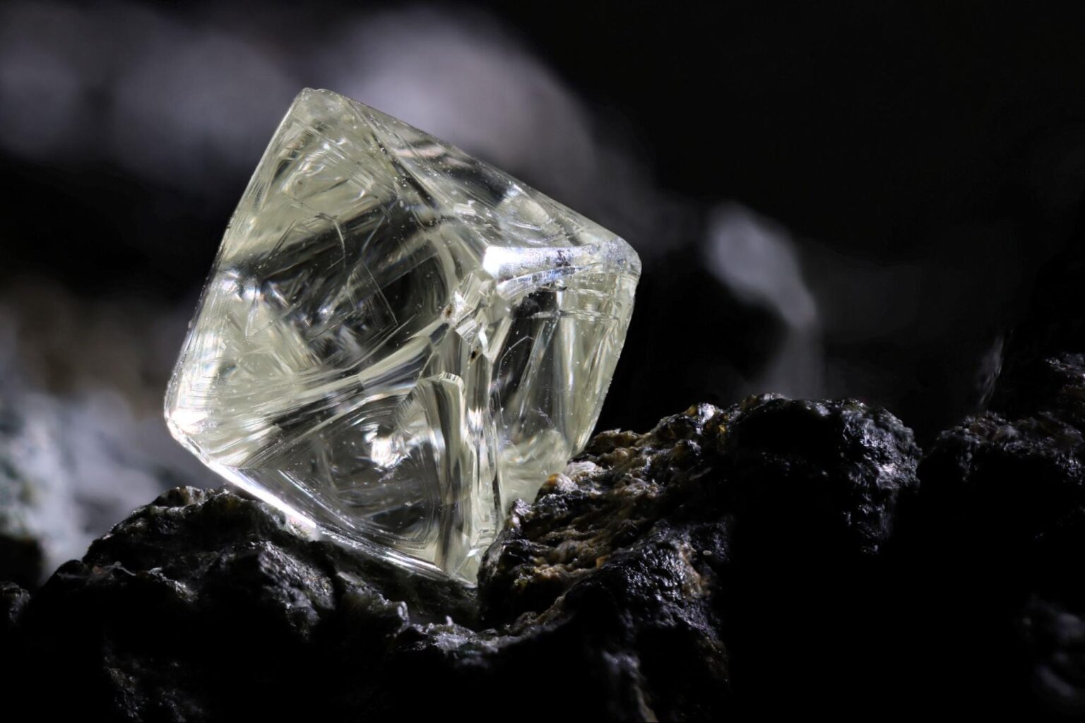 TAGS and Sodiam Sell $12.9M in Rough Diamonds at Angola Tender ...