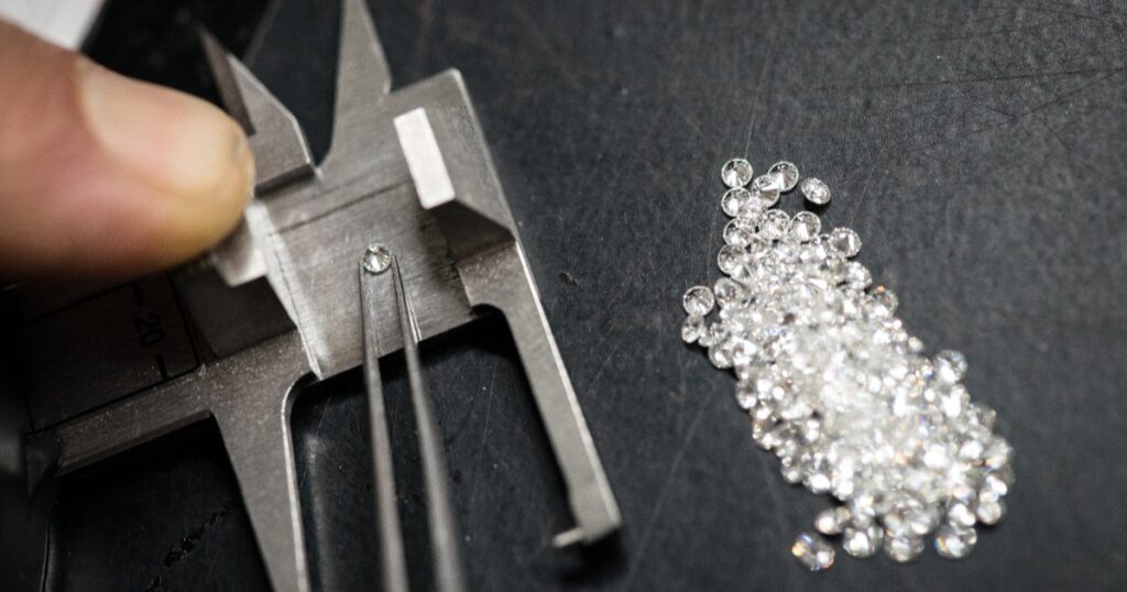Angola Targets 17 Million Carats as Endiama Scales Diamond Production ...